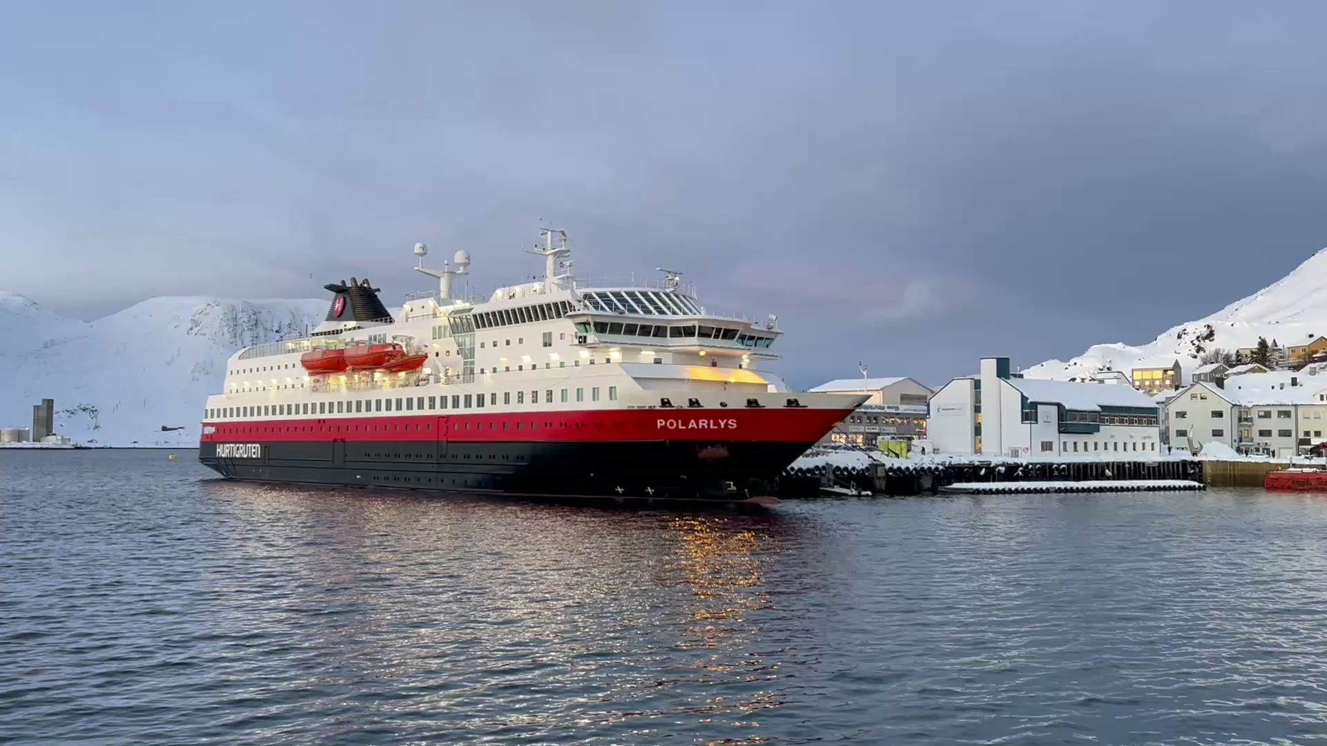 «Hele kysten» vil opprettholde dagens seilingsmønster for Kystruta ...