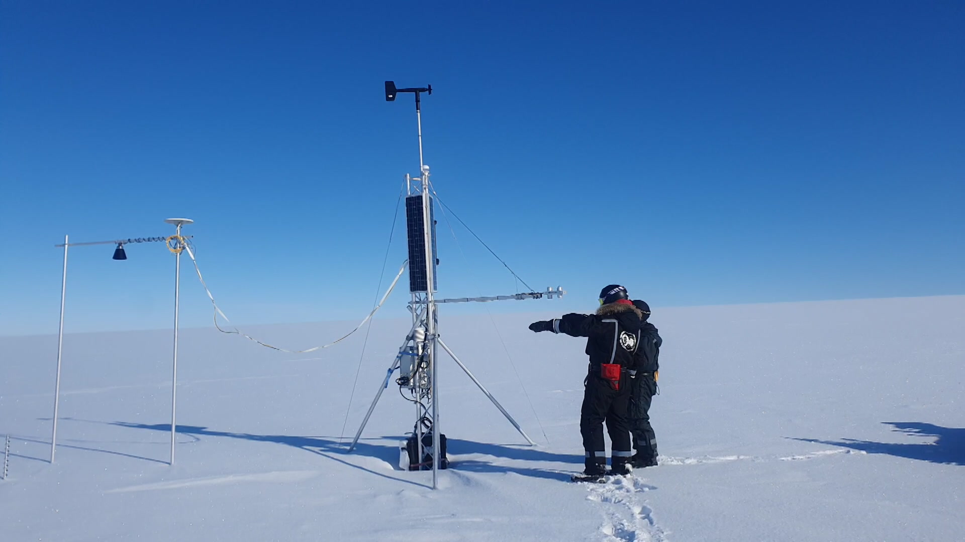Rekordstor smelting på Austfonna – Norges største isbre – NRK – Klima