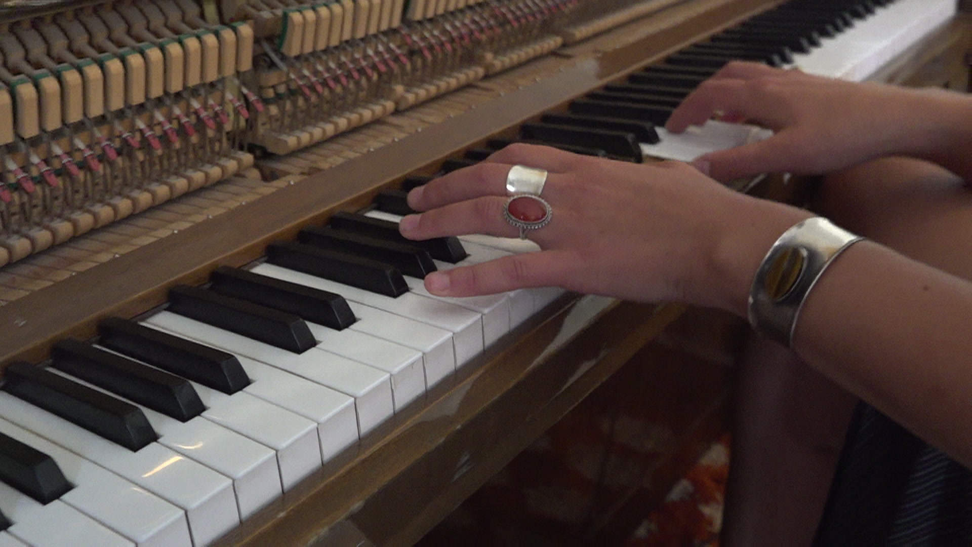 Artistar oppfordrar til boikott av Spotify – NRK Norge – Oversikt over ...